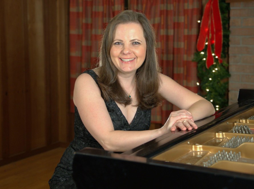 How to Play Piano Simple Steps for Absolute Beginners | K&M Music School