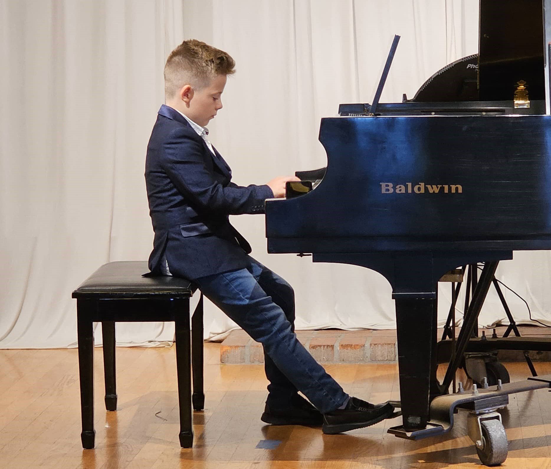 From Beginner to Advanced: Piano Lessons in San Diego | K&M Music School