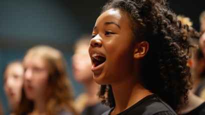 Diaphragmatic Breathing Exercises for Singers | K&M Music School