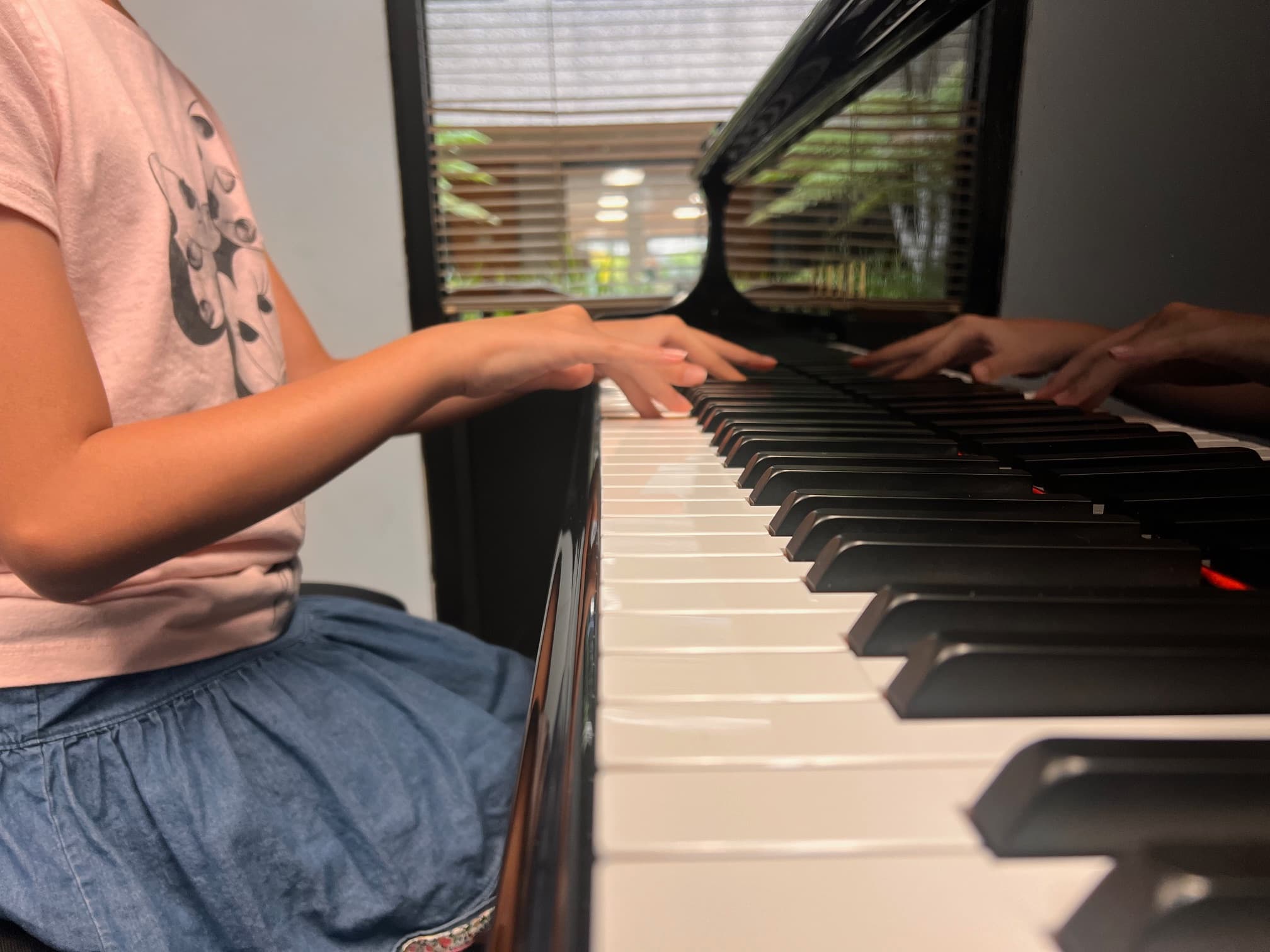 The Essential Role of Hand Independence in Piano Playing | K&M Music School